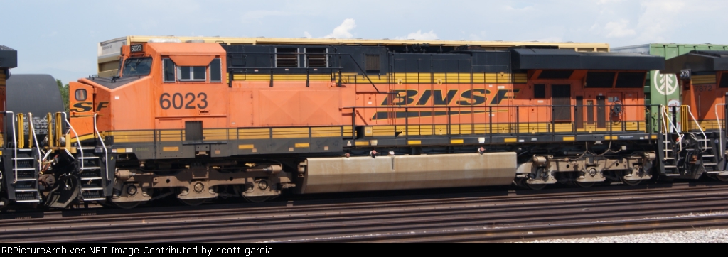 BNSF 6023